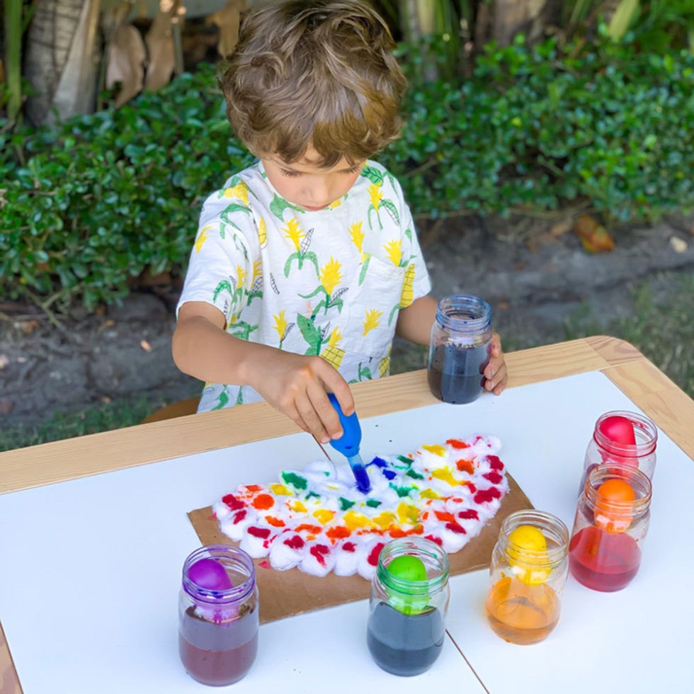 Colorful Rainbow Craft - 7 Days of Play