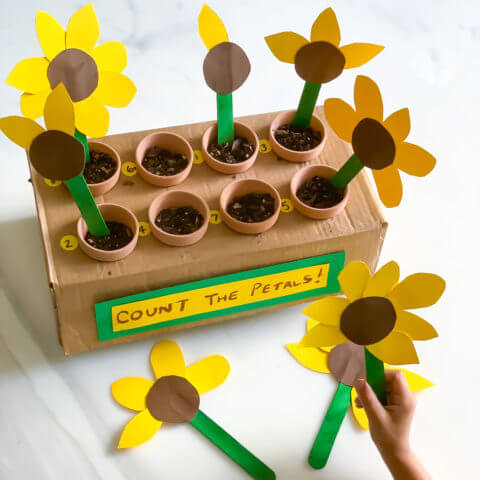 Counting Numbers for Kids - Count the Petals - 7 Days of Play