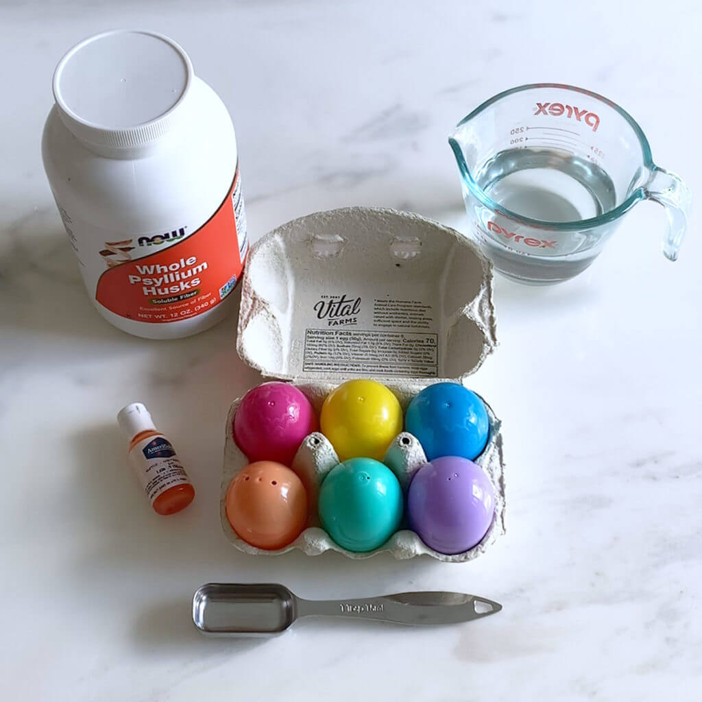 Simple Slime Recipe - Ooey Gooey Egg Inspired - 7 Days of Play