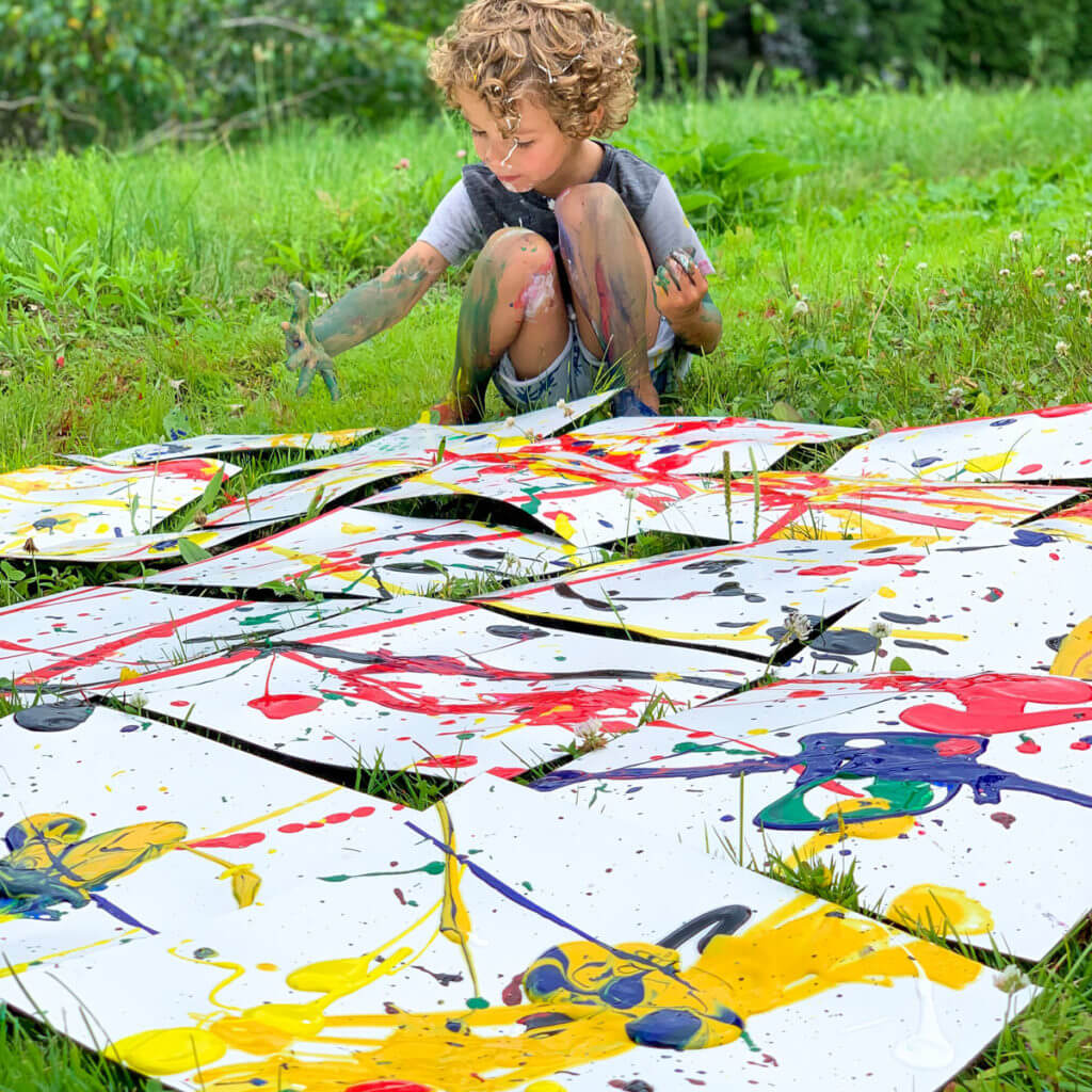 Splatter Paint Art - Fun Painting Idea for Kids! - 7 Days of Play