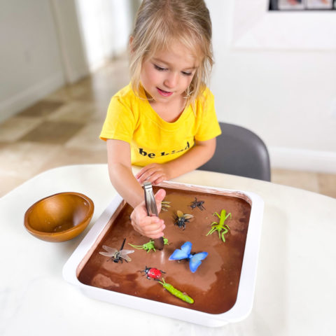 How to Make Mud for Play - Taste Safe Oobleck - 7 Days of Play