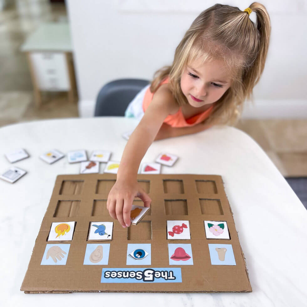 5 Senses Activity - How to Make a Puzzle for Kids for 3 Year Olds