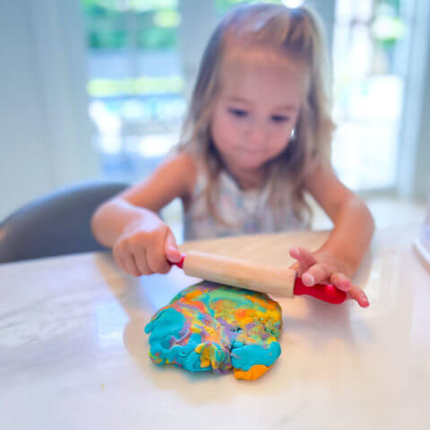Making Play Dough into Beautiful Rainbow Swirls - 7 Days of Play