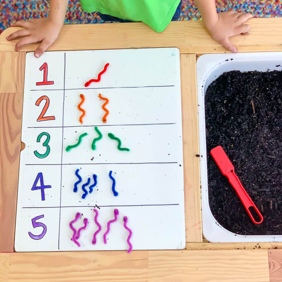 Counting Activity for Preschoolers: Fun Magnetic Worm Game - 7 Days of Play