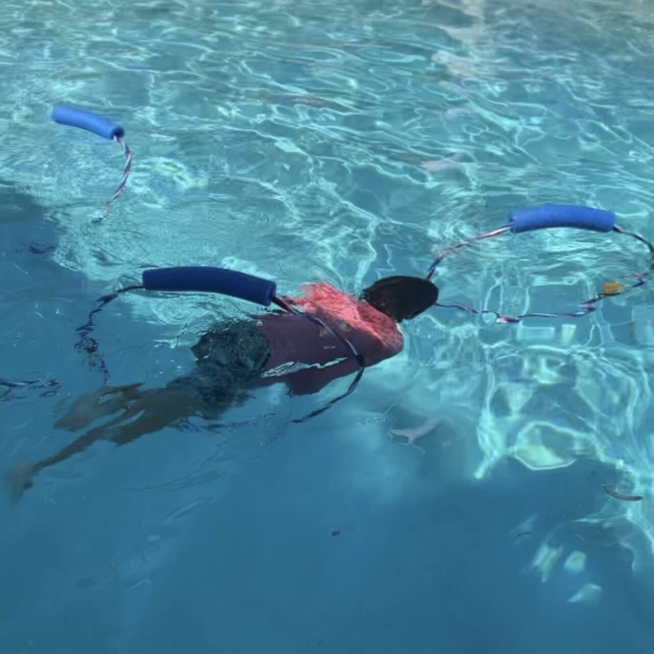 How to Make Swim Through Rings, A Fun Underwater Activity! - 7 Days of Play