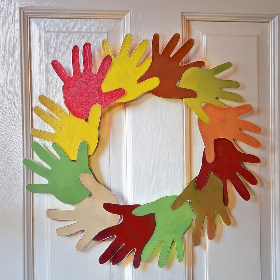 20 Fall Handprint Crafts to Celebrate the Autumn Season - 7 Days of Play