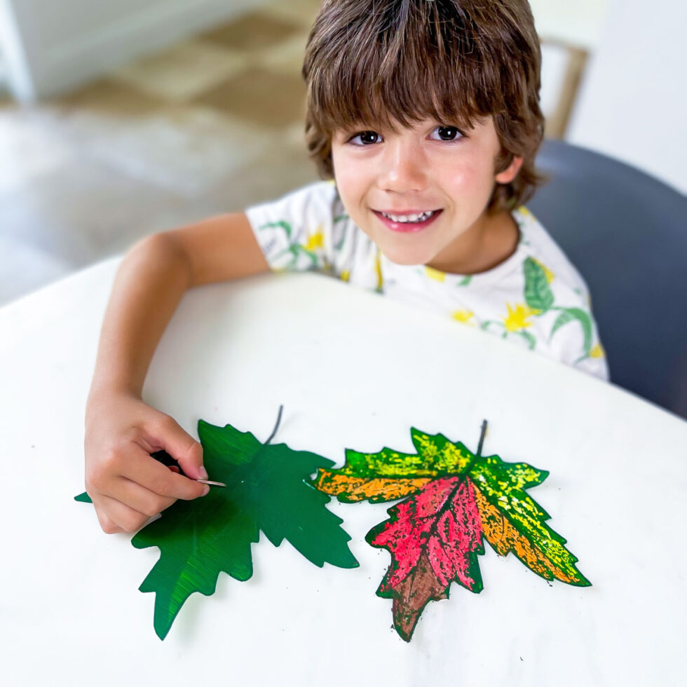 Fall Leaf Craft - From Green to Beautiful Autumn Colors for 3 Year Olds
