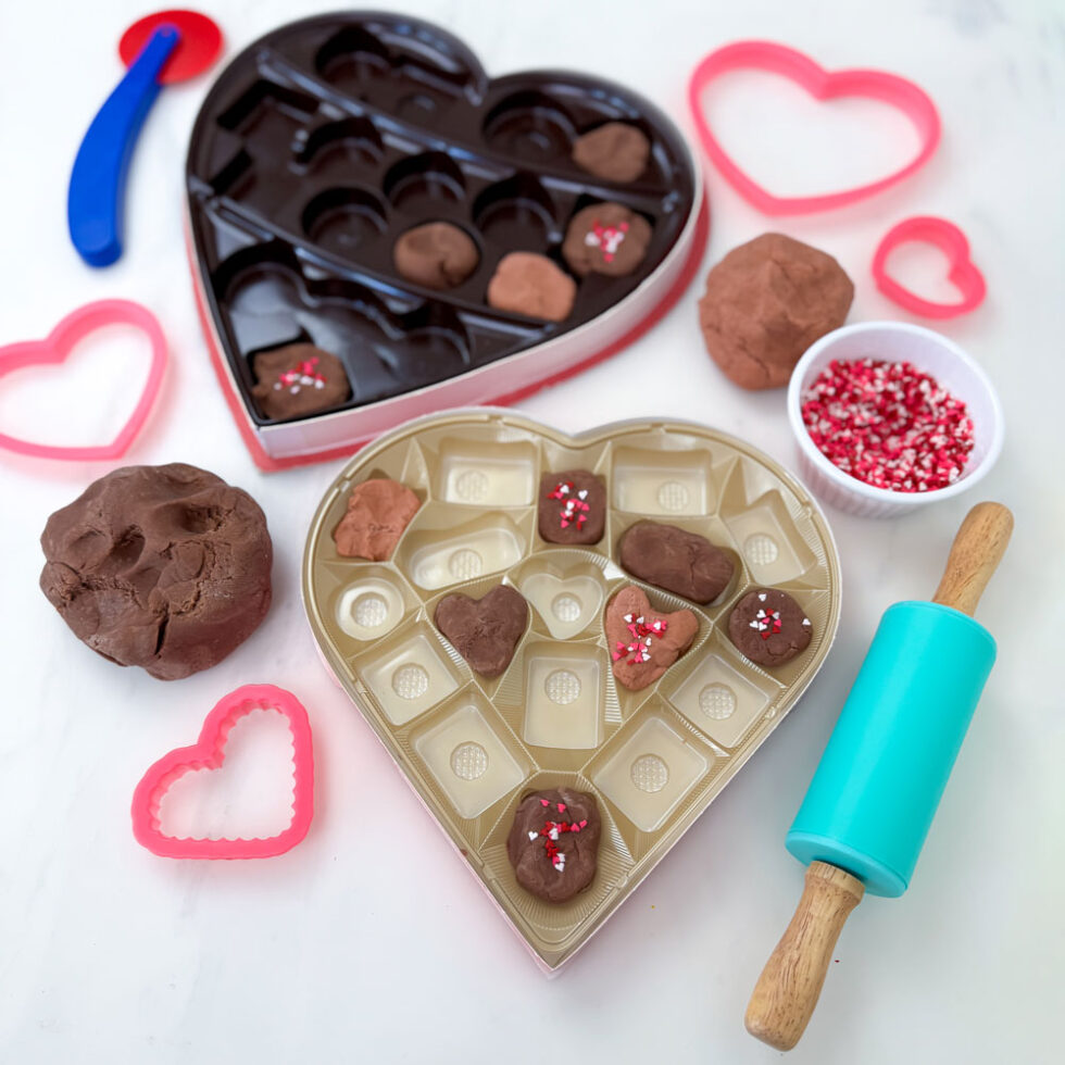 How to Make Cocoa Playdough - Soft, Chocolate-Scented Fun! - 7 Days of Play