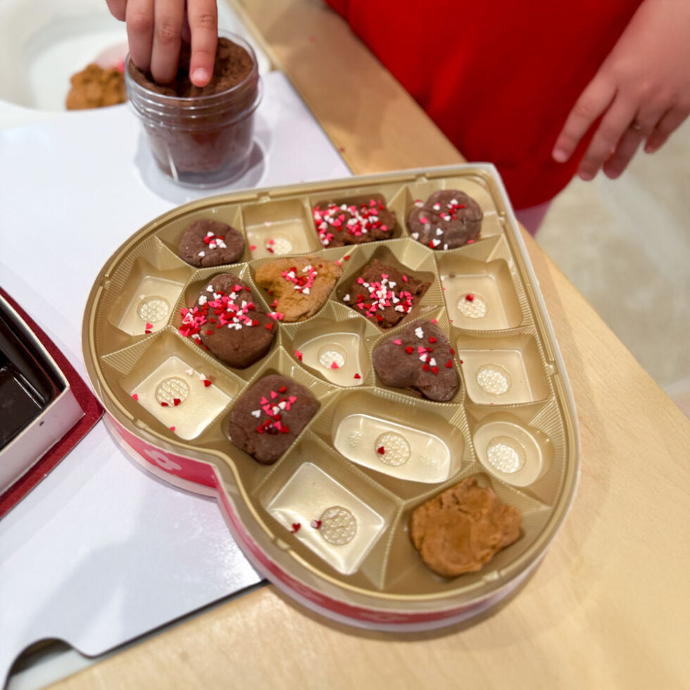How to Make Cocoa Playdough - Soft, Chocolate-Scented Fun! - 7 Days of Play